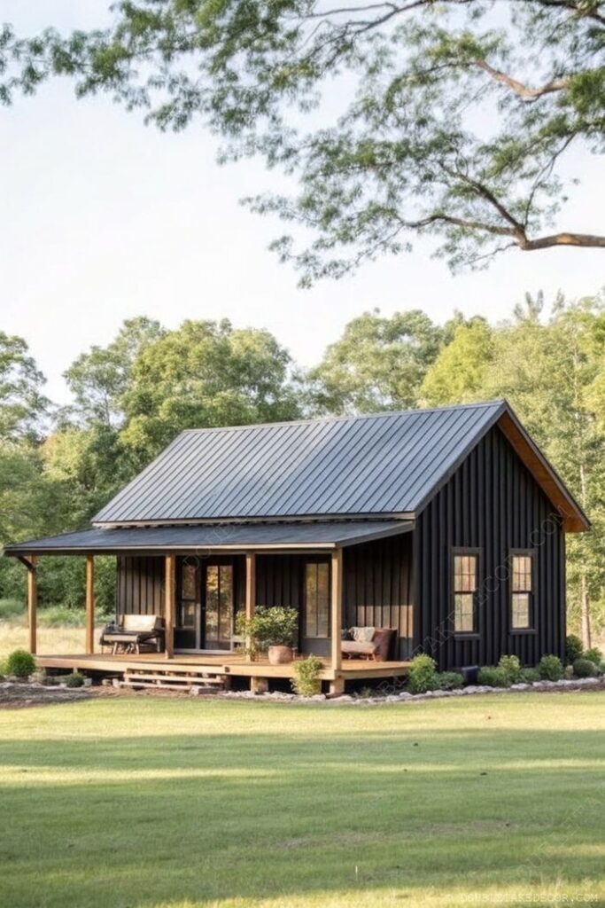 Small Barndominiums: Compact and Stylish Living Solutions